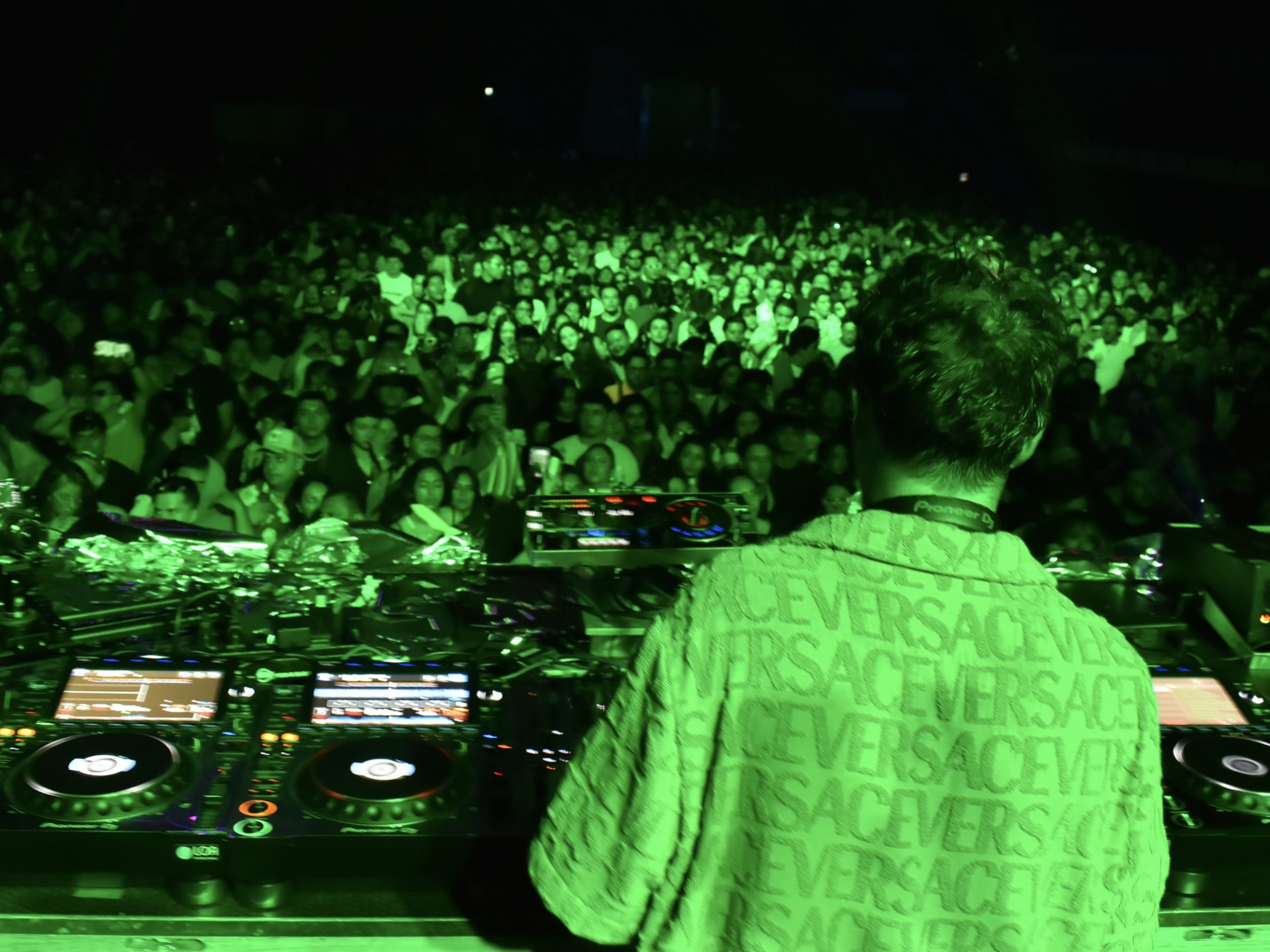 Holy Moly Fest: una explosión de música electrónica en el Frontón ...